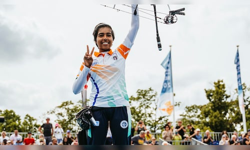 Teenager Aditi Swami clinches gold in World Archery Championships ...