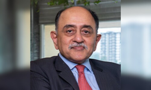 Federal Bank CEO Shyam Srinivasan views fintech as complementary, not ...
