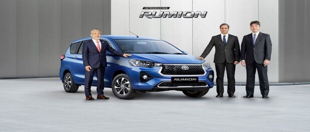 Toyota unveils Ertiga-based ‘Rumion’ MPV in India – check features ...