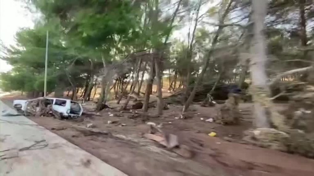 Over 700 people buried, 10,000 missing in flooding in Libya's easter ...