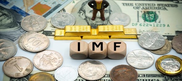 Imf Says Global Economy Limping Along With Growing Divergences Raises
