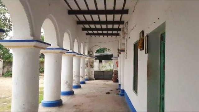 Jaipur Rajbari's golden goddess — A unique Durga Puja tradition - CNBC TV18