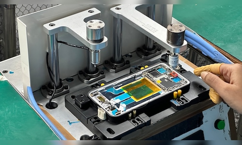 Nothing Phone (2): I visited Nothing's smartphone manufacturing plant ...