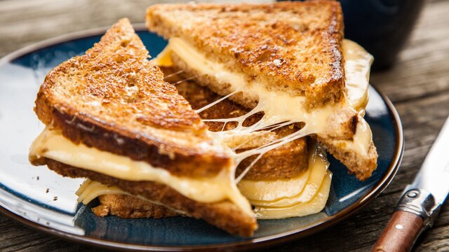 World Sandwich Day: 10 most expensive sandwiches in the world - CNBC TV18