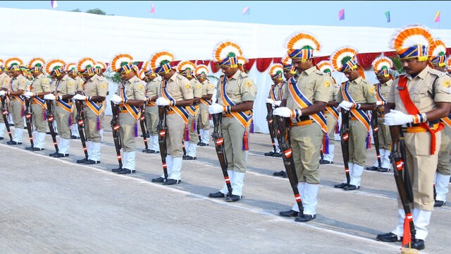 Andhra Pradesh Police lose ₹36 crore to conmen - CNBC TV18