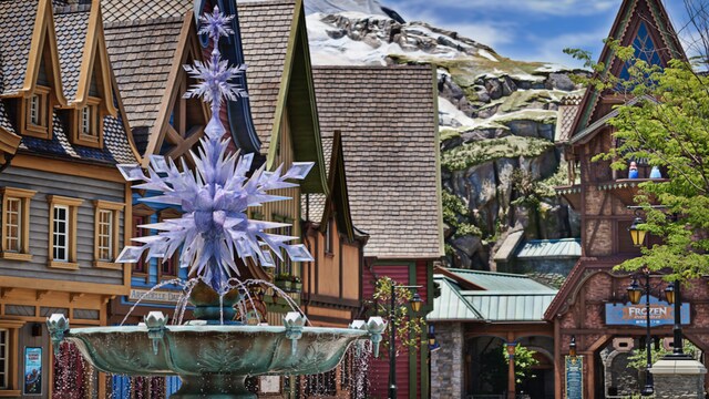 Disney’s first-ever Frozen-themed land debuts at Hong Kong Disneyland ...