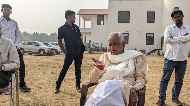 '3 Mins, 6 MLAs involved': Meet Kirodi Lal Meena, 71-yr-old BJP MP ...