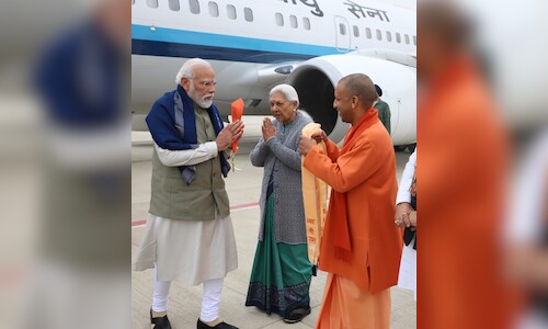 PM Narendra Modi reaches Ayodhya to launch airport, new trains - CNBC TV18 PM Narendra Modi reaches Ayodhya to launch airport, new trains - CNBC TV18