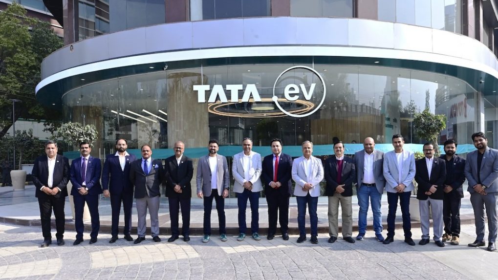 Tata Motors’ first exclusive TATA.ev stores launch in Gurugram, open ...