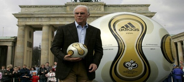 Franz Beckenbauer, Germany's World Cup-winning captain and coach, dies ...