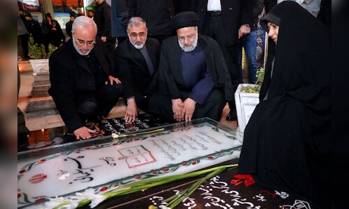 Iran arrests 11 people suspected to be involved in twin bomb blasts ...