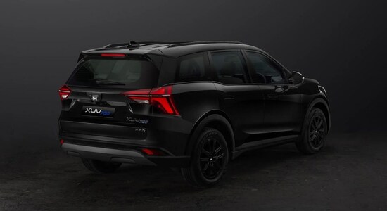 Mahindra’s 2024 XUV700: New Napoli Black edition with 13 added Adrenox ...