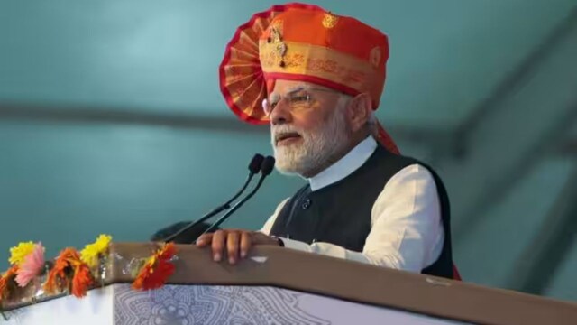 PM Modi releases 1st instalment of Rs 540 crore to benefit 1 lakh ...