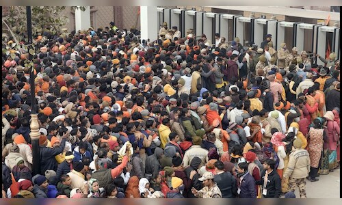 Watch | Unprecedented rush of devotees in Ayodhya as Ram Mandir opens ...