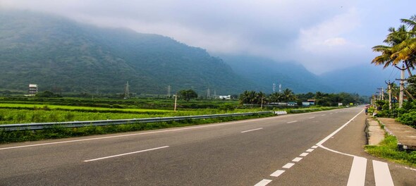 NHIT raises over ₹16,000 cr to acquire about 900 km of road from NHAI ...