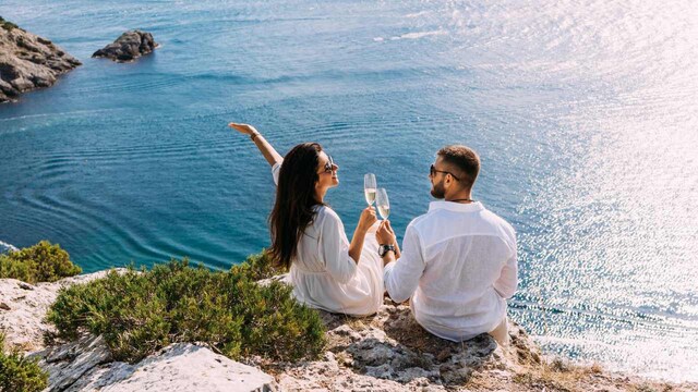 Valentine’s Day 2024: Date, significance and unique ways to celebrate ...