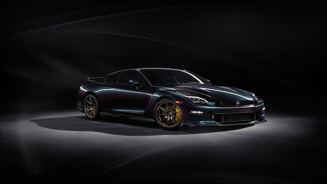 Nissan unveils limited-edition GT-R models, honouring Skyline GT-Rs ...