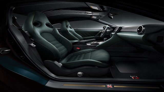 Nissan unveils limited-edition GT-R models, honouring Skyline GT-Rs ...