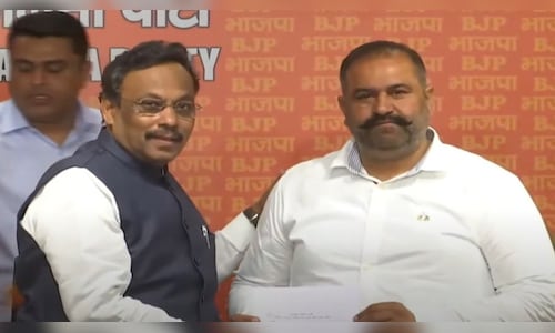 AAP's Jalandhar MP Sushil Kumar Rinku, MLA Sheetal Angural join BJP ...