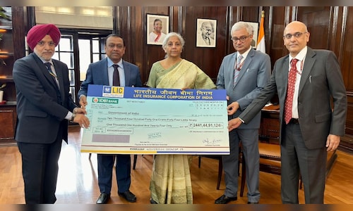 LIC pays ₹2,441 cr dividend cheque to govt - CNBC TV18